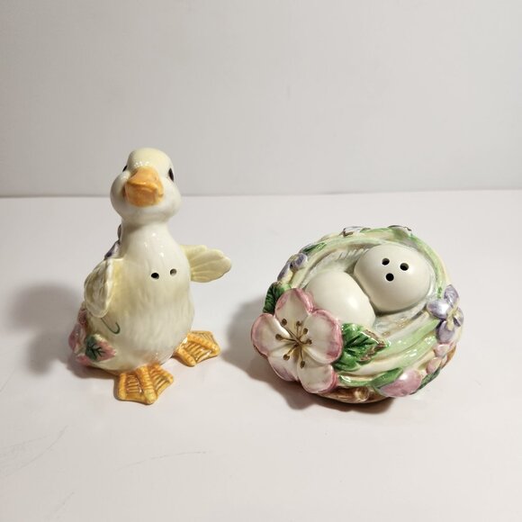Fitz and Floyd | Dining | Fitz And Floyd Garden Rhapsody Mama Duck And Nest Salt Pepper Set ...